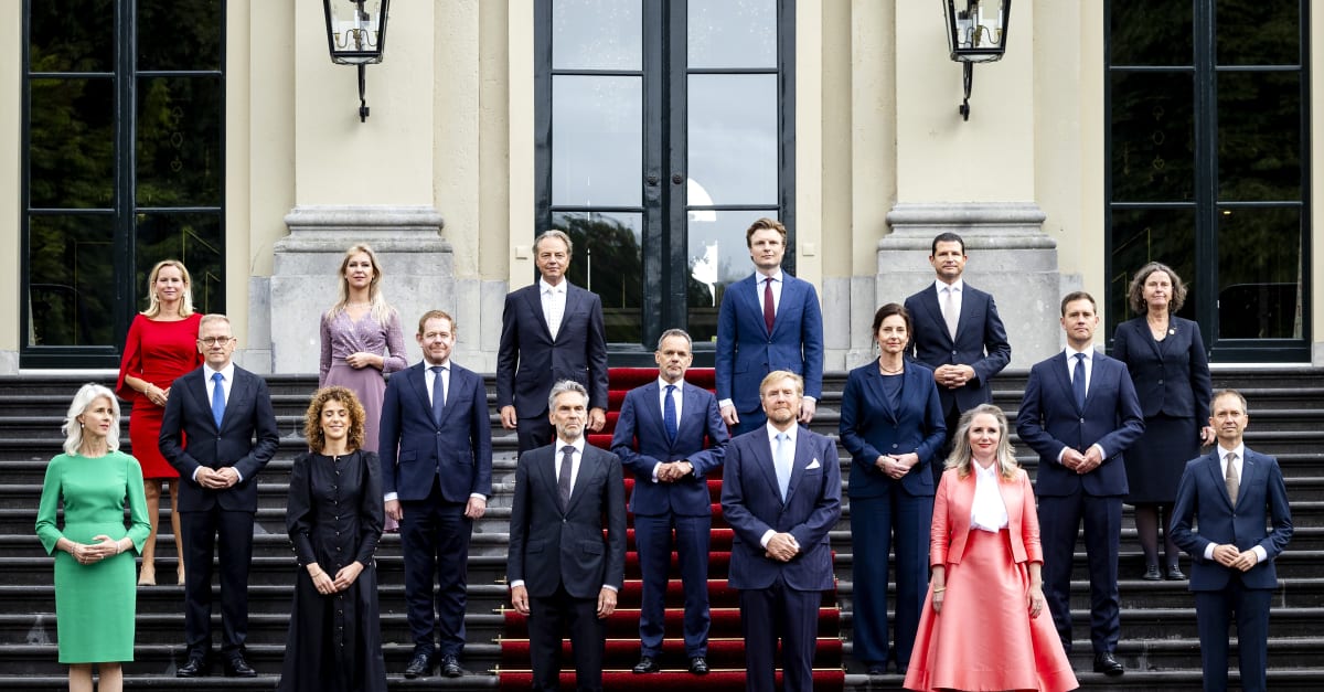 Kabinet-Schoof beëdigd door koning | Hart van Nederland