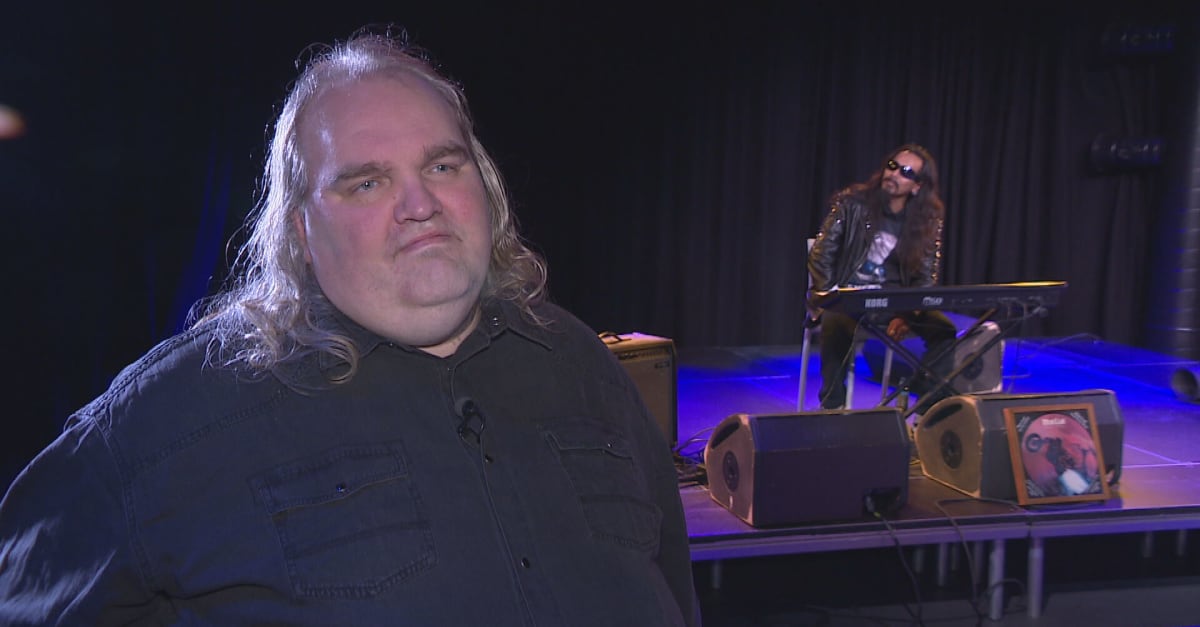 Nederlandse Meat Loaf-fan en imitator in rouw na overlijden zanger (74 ...