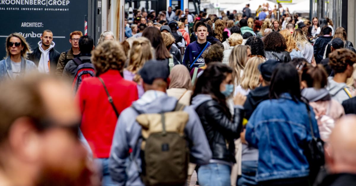 CBS: Nederlandse bevolking groeit naar 20,7 miljoen inwoners in 2070 ...