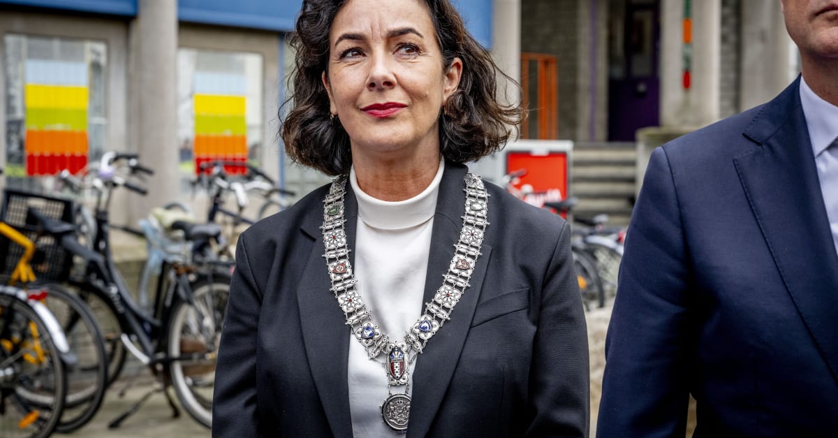 PVV-Kamerlid eist ontslag burgemeester Halsema, minister zegt resoluut ...