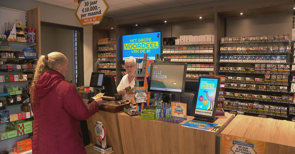 Supermarkten omzeilen verbod op verkoop sigaretten: 'We vervullen een ...