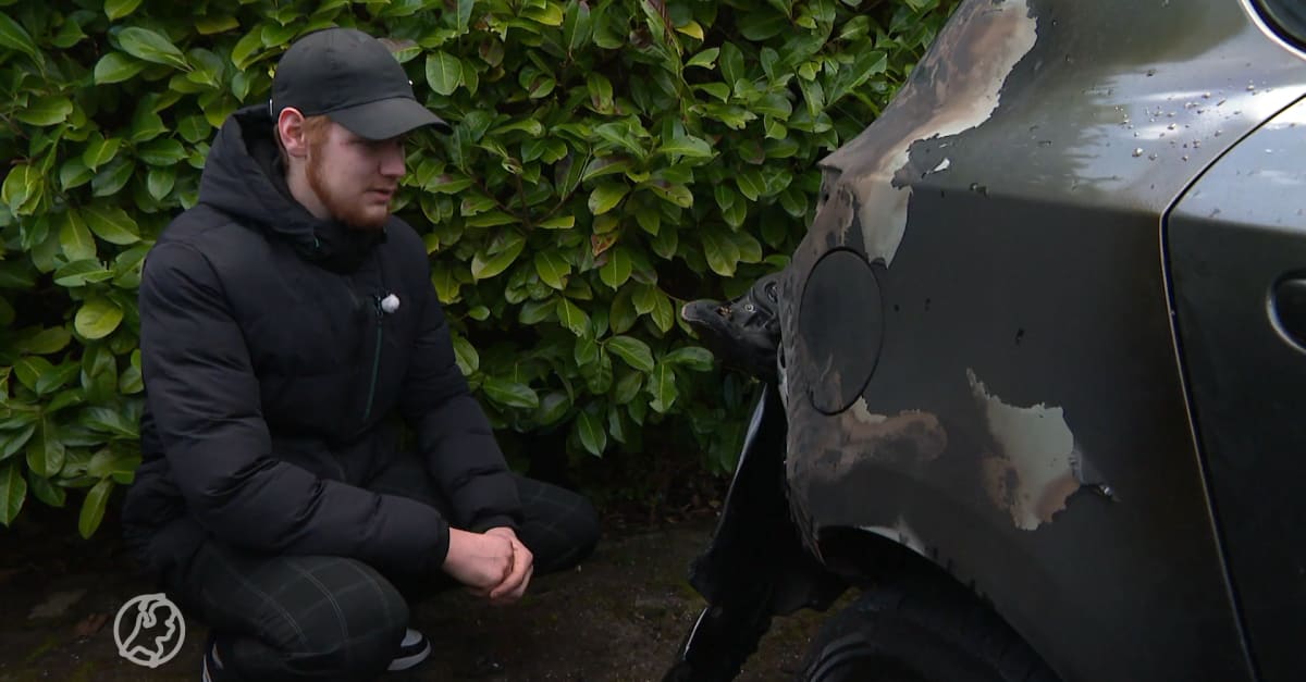 Allereerste auto van Thomas (19) binnen week in brand gestoken: 'Hij is ...