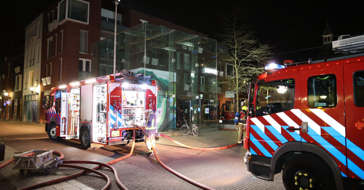 Grote brand in parkeergarage Haarlem | Hart van Nederland