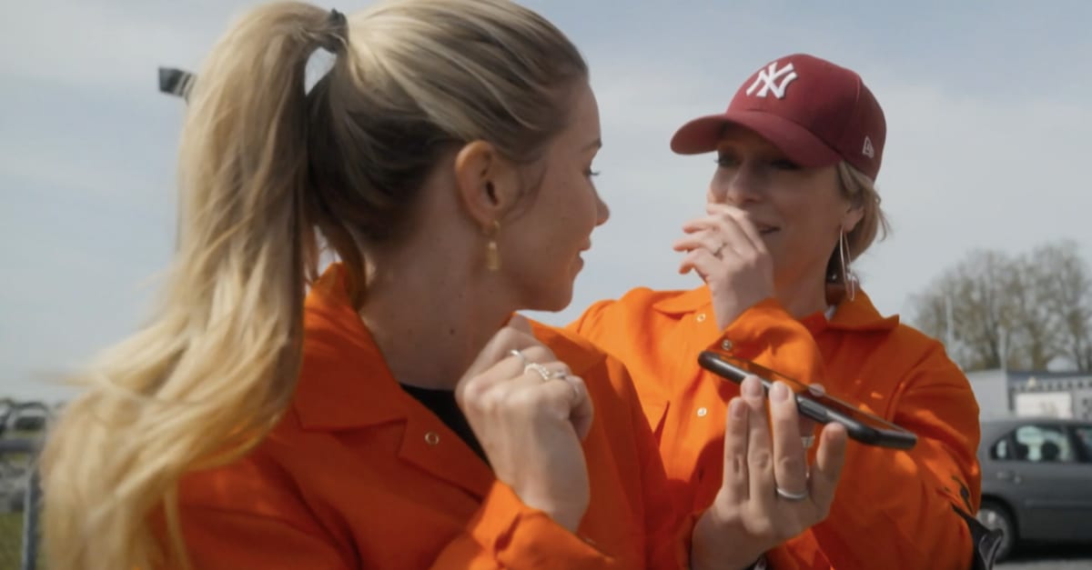 Hélène Hendriks en Anouk Hoogendijk in Het Jachtseizoen: 'Doe Johan ...