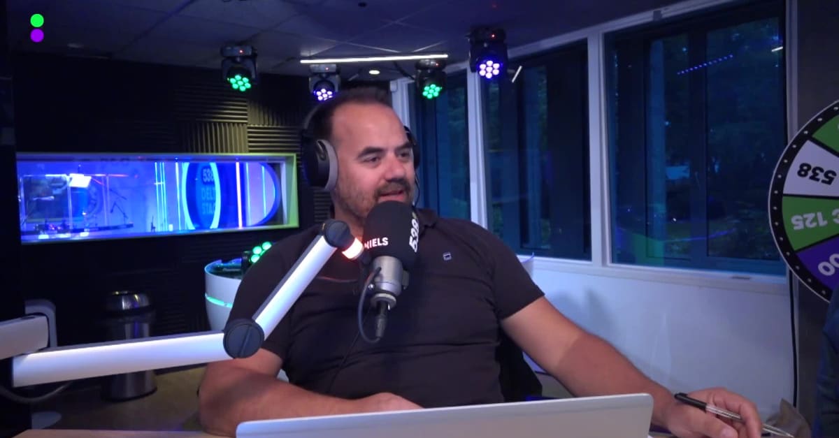 Radio 538: Paul de Leeuw: 'de eerste aflevering was een mislukte ...