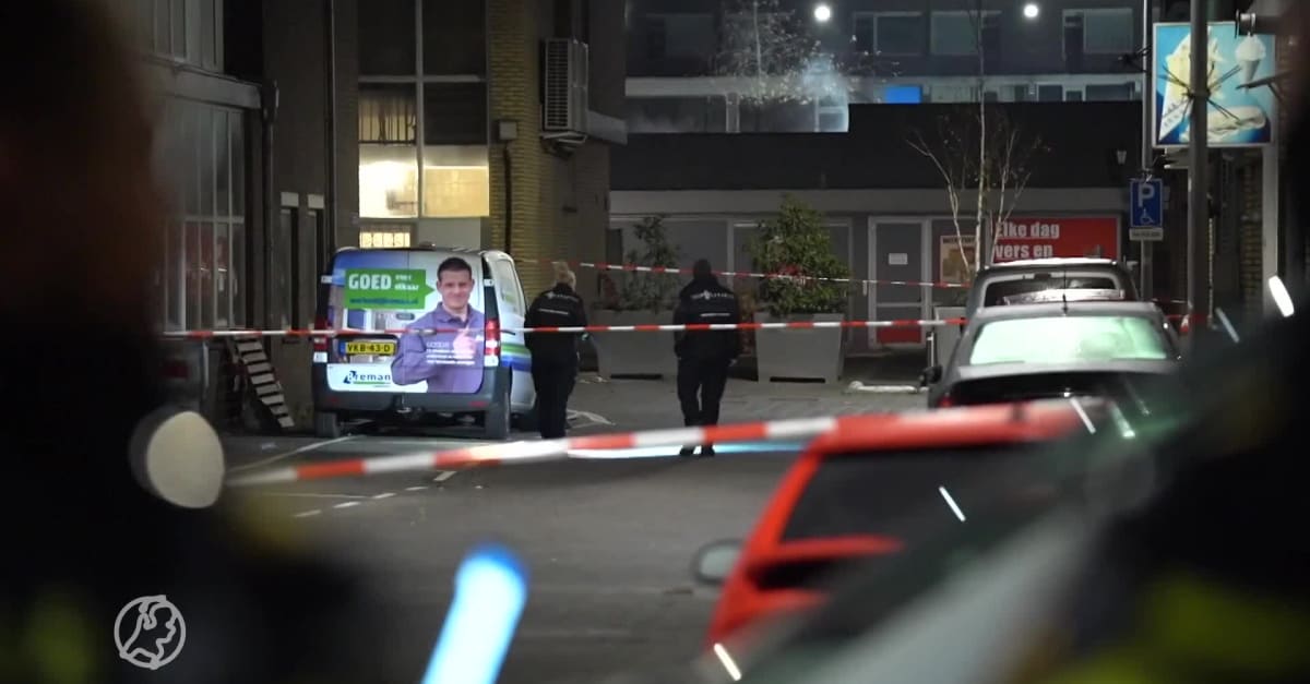 Hart van Nederland - Late Editie: Man zwaargewond na schietpartij in Rotterdam-Zuid