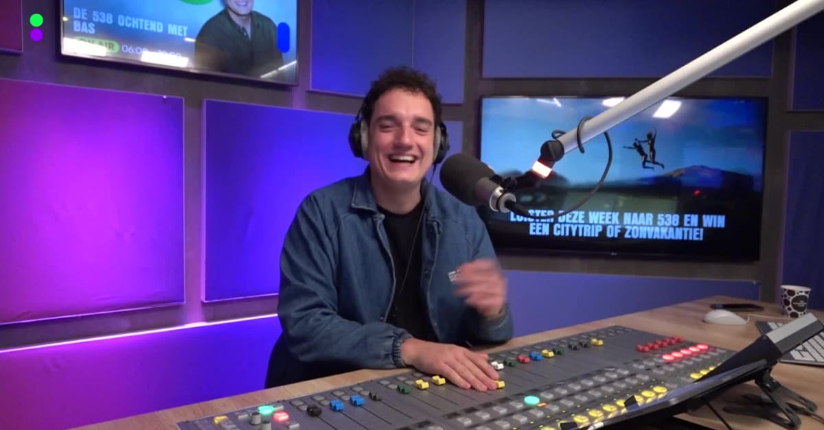 Radio 538: Suzan en Freek primeuren hun nieuwe single in De 538 Ochtend