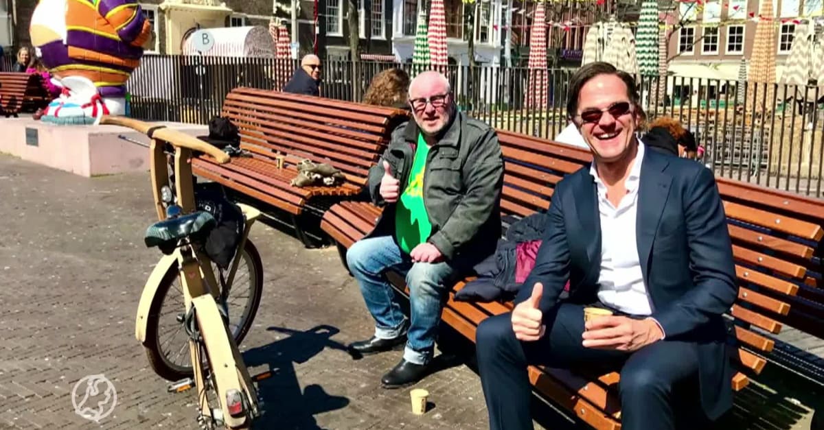 Mark Rutte kan nooit meer veilig op de fiets naar werk, denken veel ...