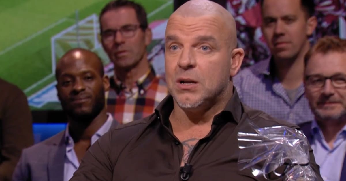 Veronica Offside: Andy werd gebeld door perschef Ajax: 'Je zus staat ...