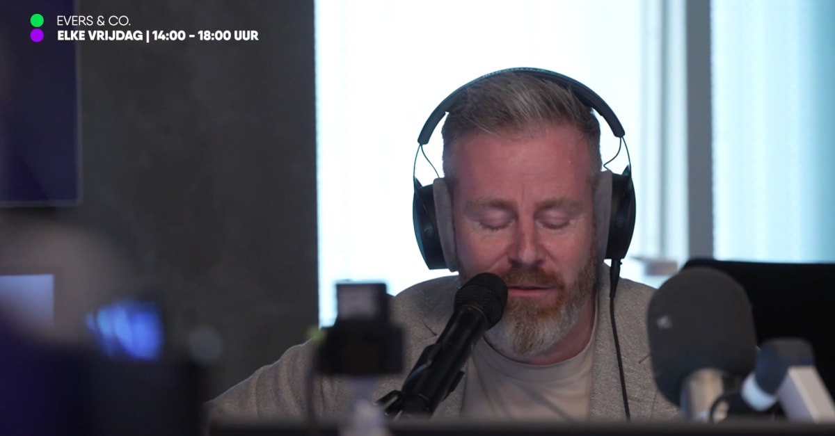 Radio 538: Ed Struijlaart - Valerie (cover)
