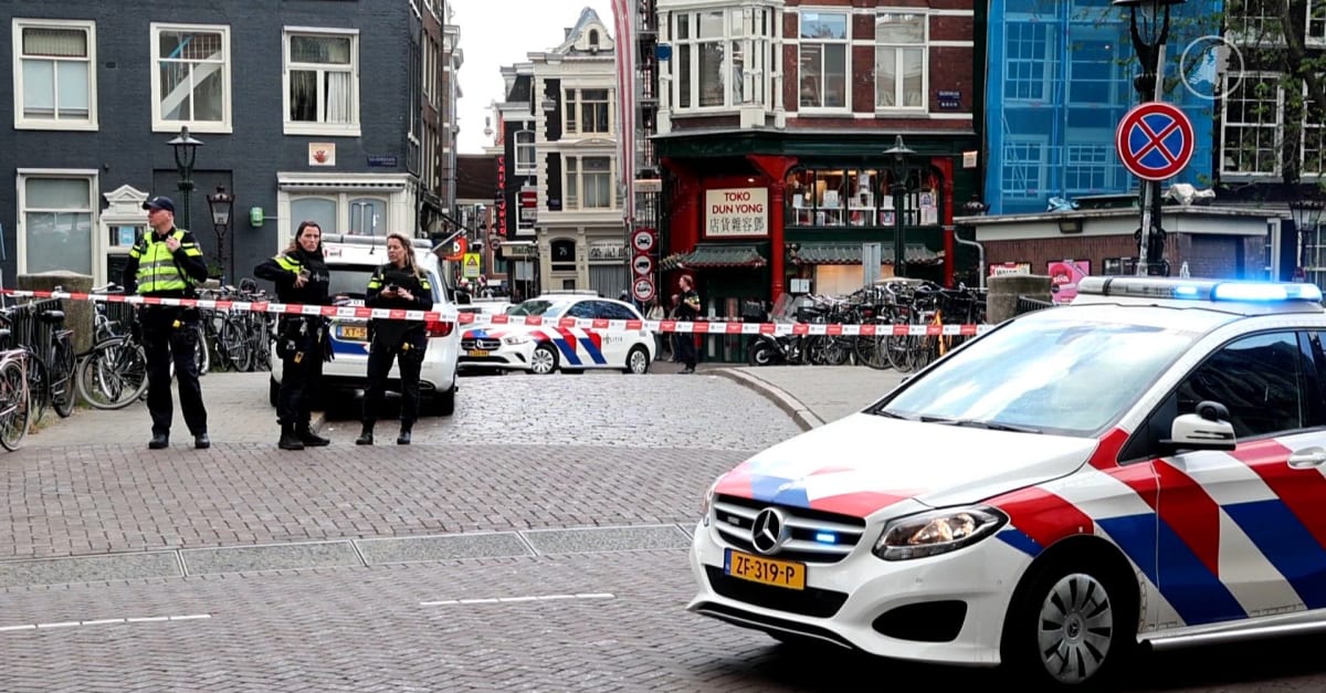 Hart van Nederland - Late Editie: Schietpartij in midden in centrum Amsterdam