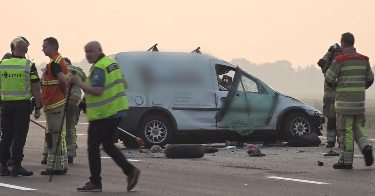 De Handhavers: Seizoen De Handhavers Aflevering 9