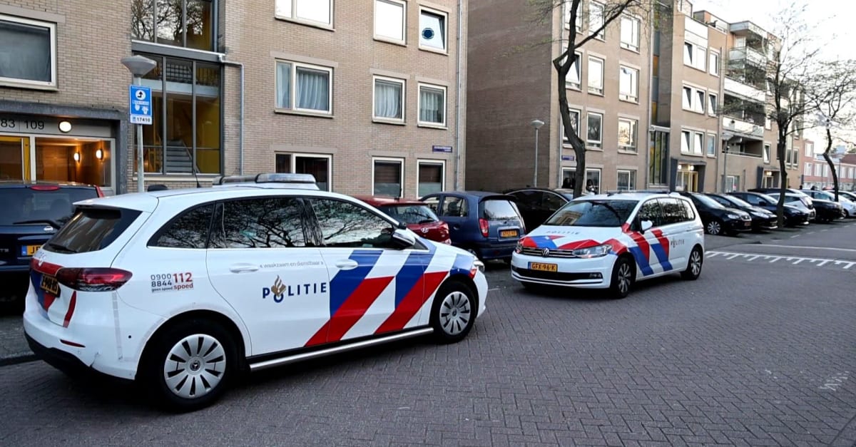 Hart van Nederland - Late Editie: Schietpartij in de Kolfschotenstraat in Amsterdam-Zuidoost ...