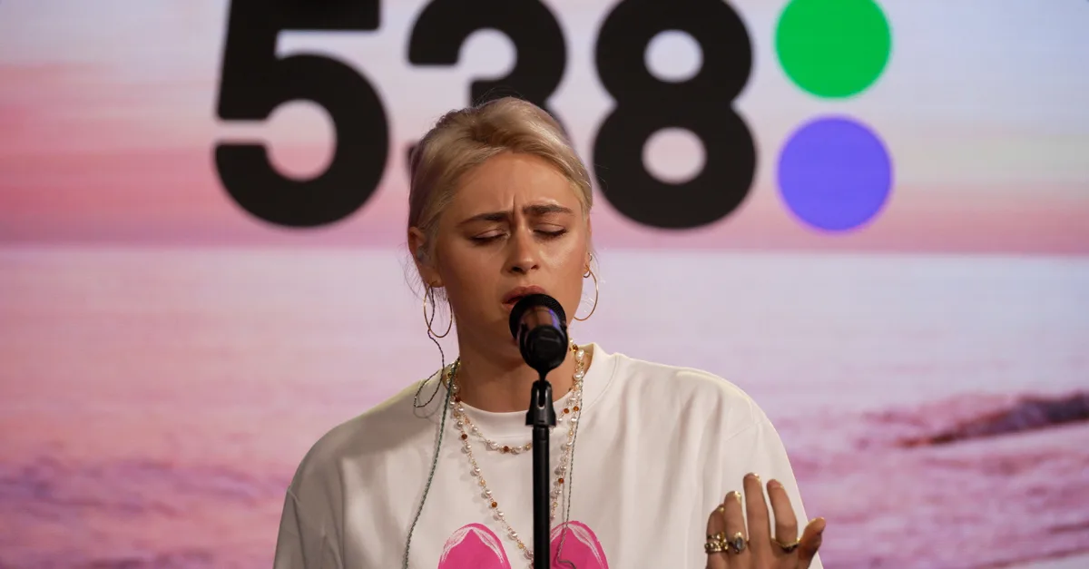 Bente ontroert met Kan Je Me Zien uit Beste Zangers | Radio 538