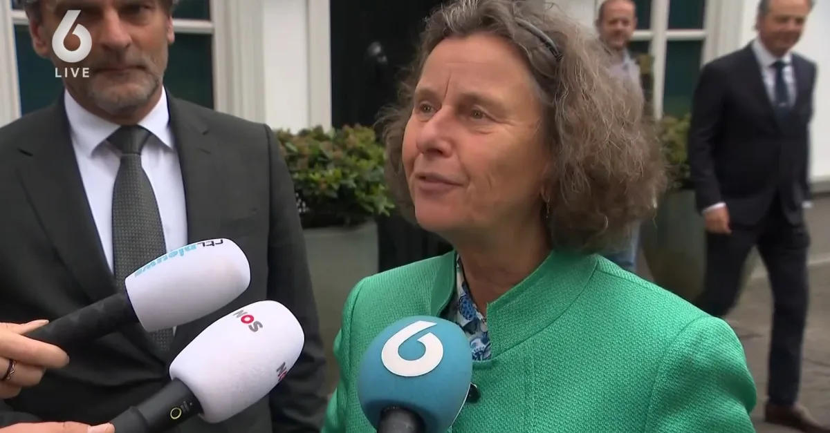NSC-minister Uitermark kritisch op Wilders’ asielvoorstel: ‘Ik weet ...