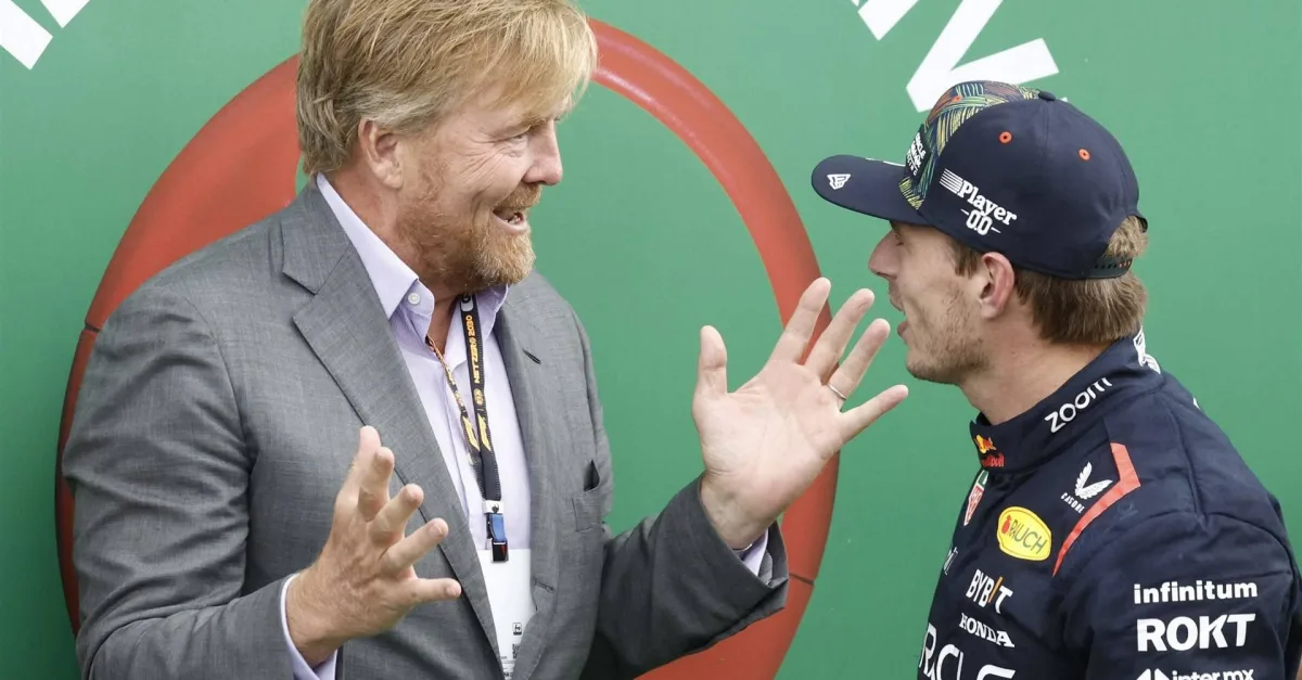 ZIEN: Willem-Alexander scoort met fotobom | Shownieuws