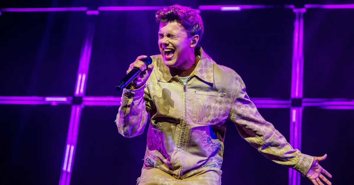 Goed nieuws voor FLEMMING-fans: releasedatum album bekend | Shownieuws