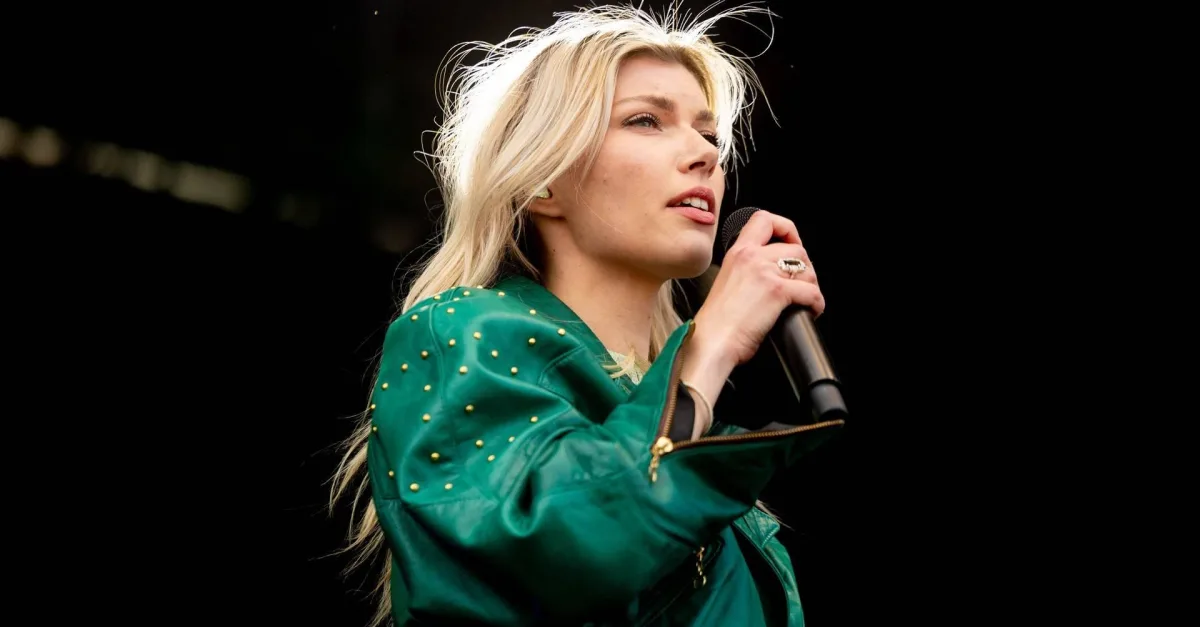 Relatiebreuk voor Hannah Mae en bandlid Rowdy na 10 jaar | Shownieuws