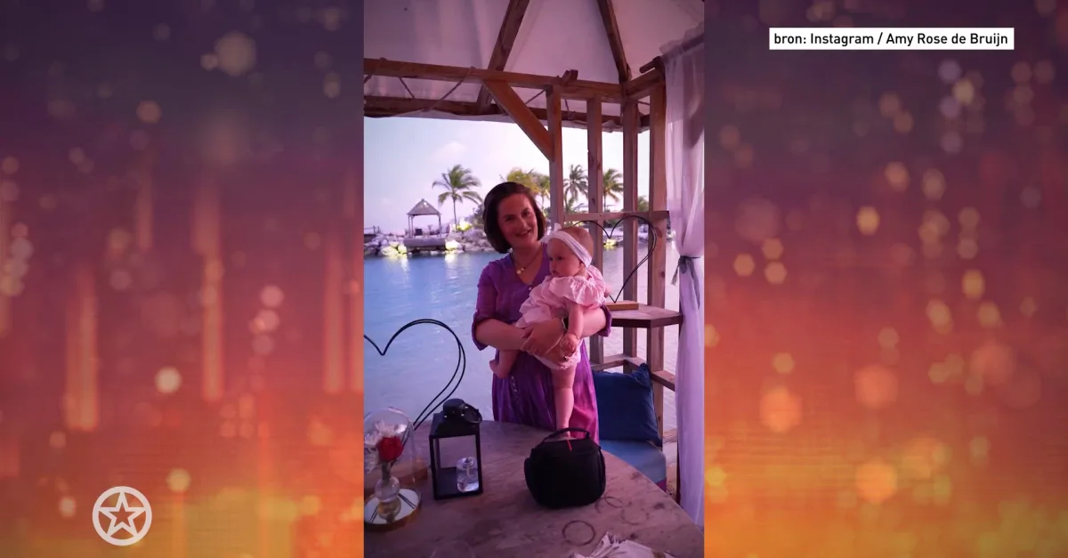 Amy Rose en Saul op familievakantie