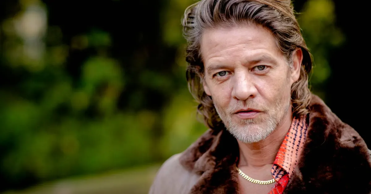 Film met Tygo Gernandt en Ilse Warringa gaat de grens over | Shownieuws