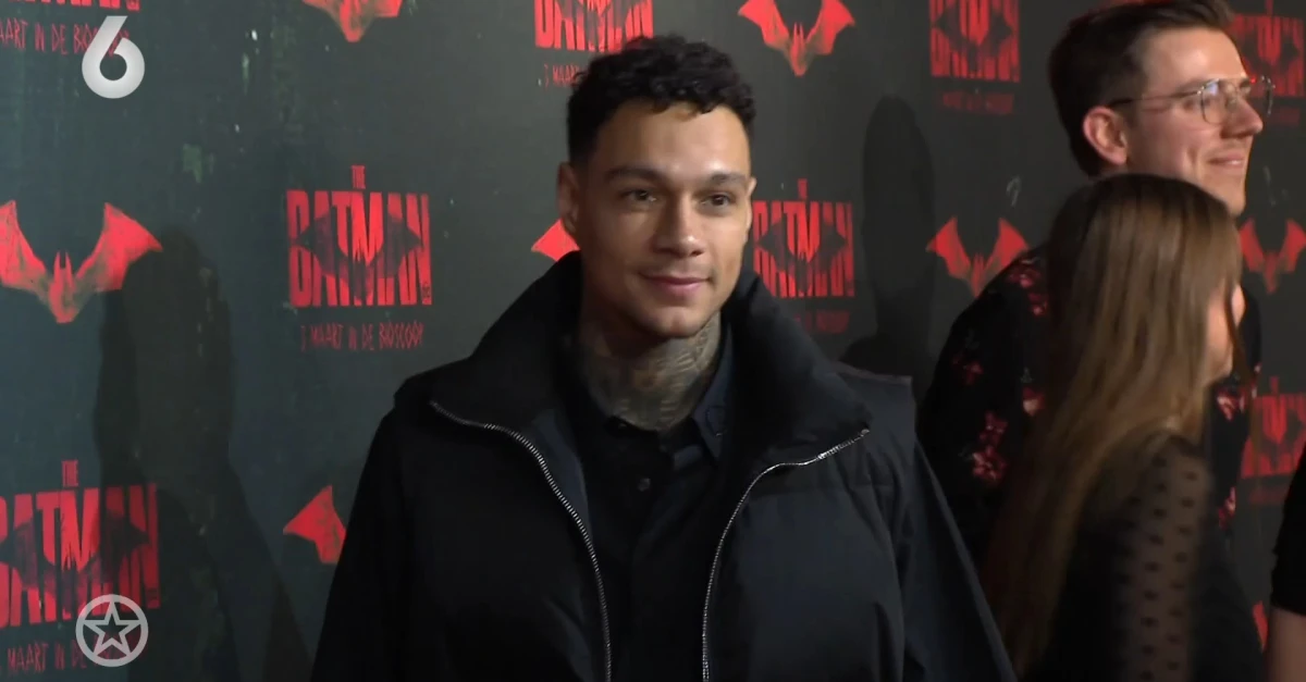 Gregory van der Wiel verscheen in de rechtbank om zijn villa te behouden