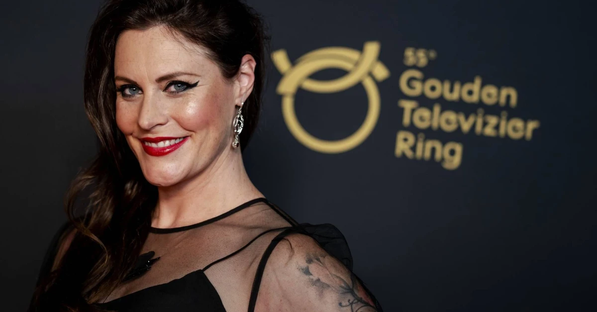 Floor Jansen herstelt goed van operatie | Shownieuws