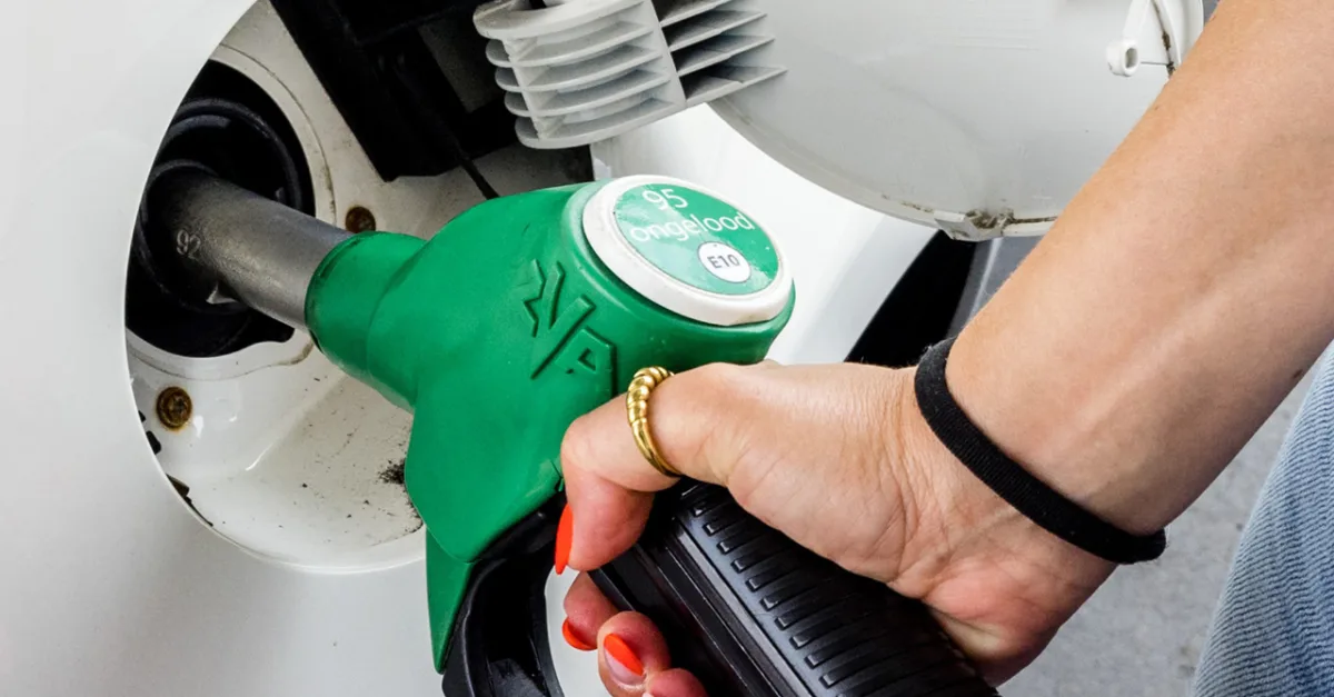 Benzineprijs stijgt tot boven de 2,50 euro per liter | Vandaag Inside