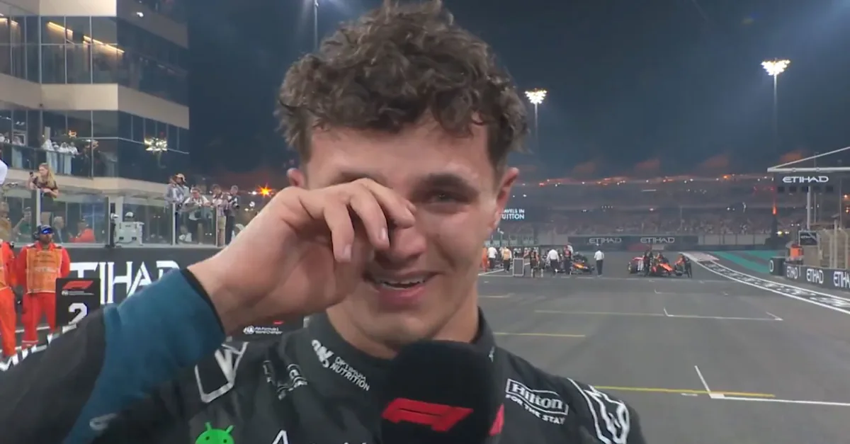 Video: Lando Norris barst in tranen uit na behalen wereldtitel Formule 1 | Vandaag Inside