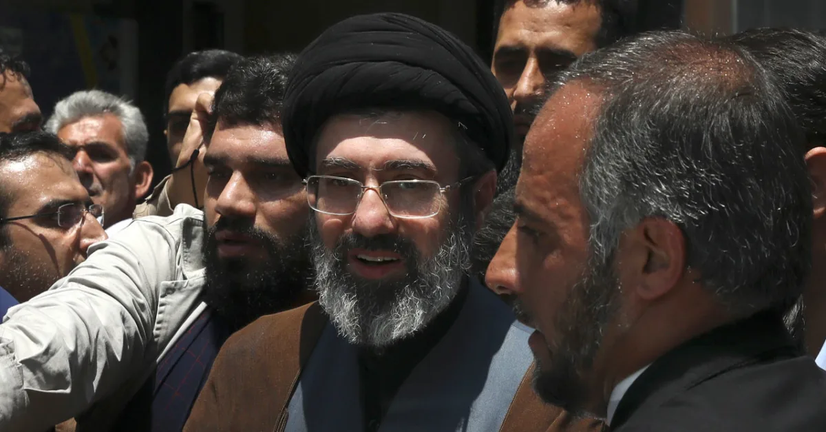 Zoon van omgekomen Ali Khamenei, Mojtaba Khamenei, nieuwe opperste ...