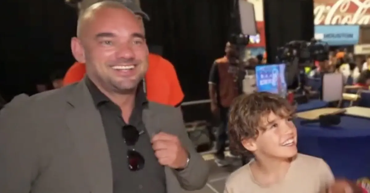 Wesley Sneijder laat grote droom van Xess Xava uitkomen tijdens ...