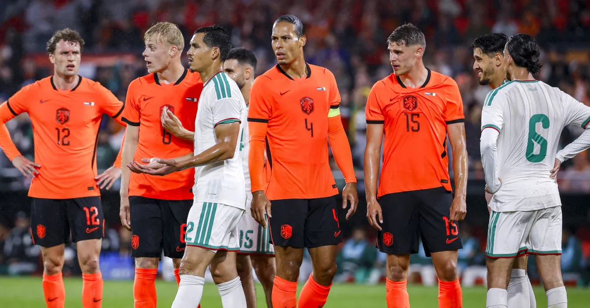 Nederlands elftal verliest dag voor vertrek naar het WK van Algerije ...