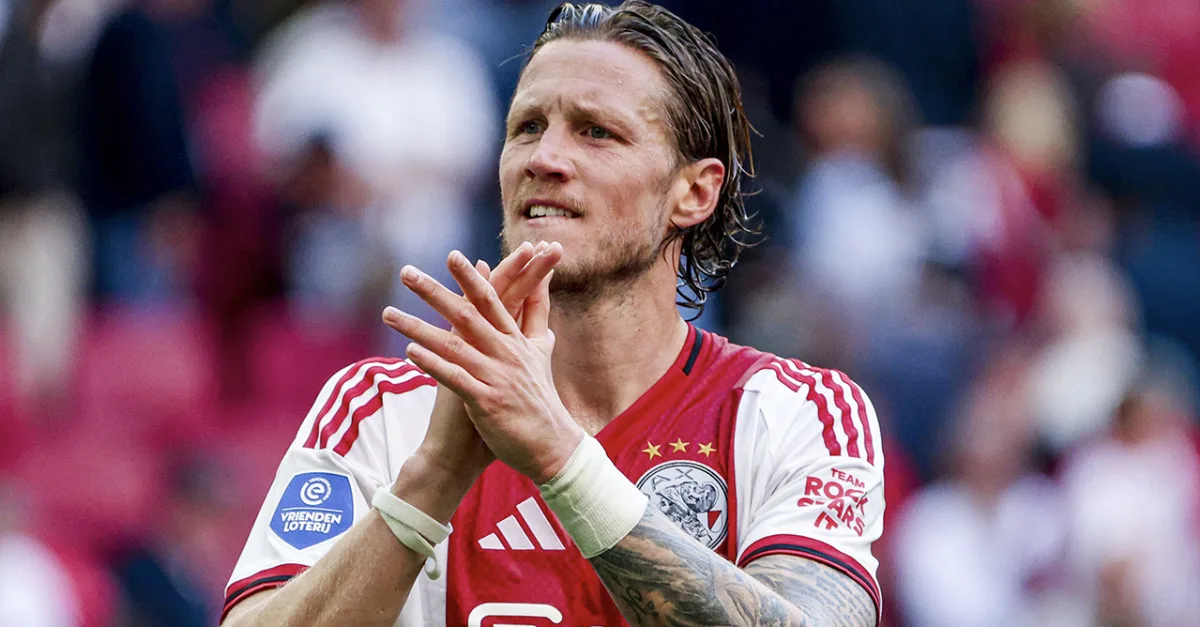 'Wout Weghorst is geen act, hij ís theatraal' | Vandaag Inside