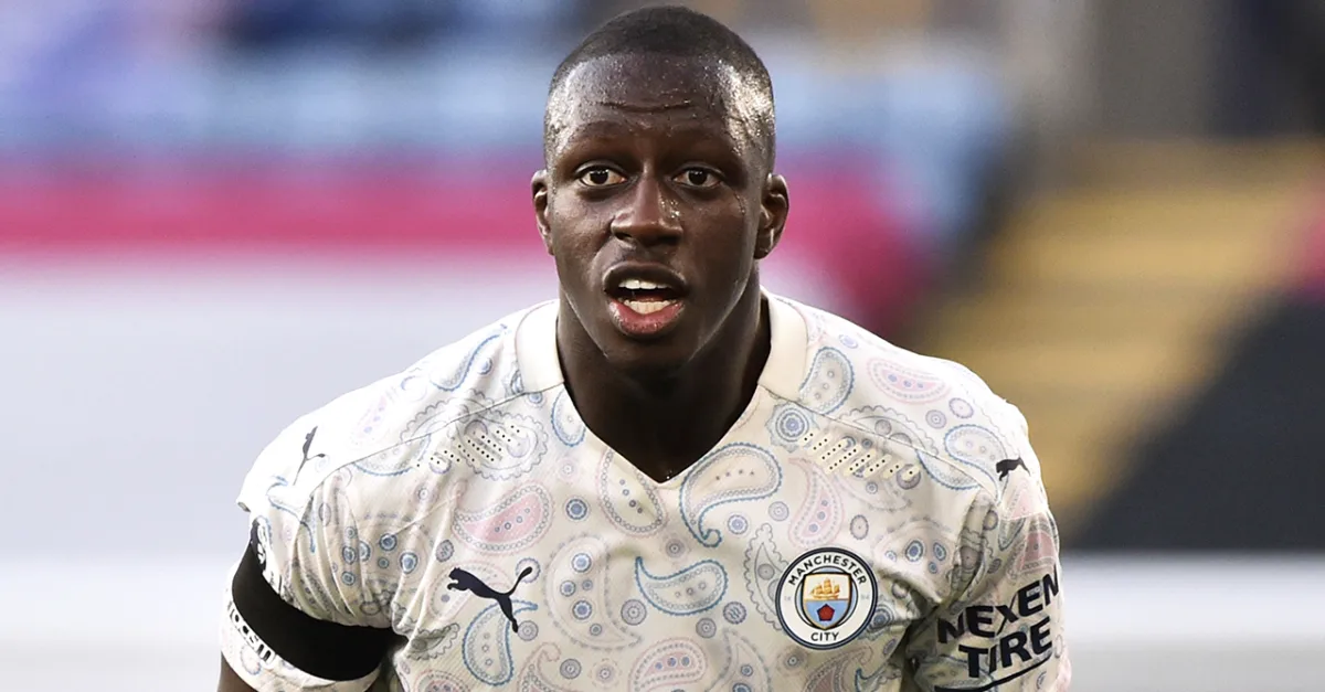 'City-speler Mendy schrikt zich rot bij aankomst in gevangenis ...