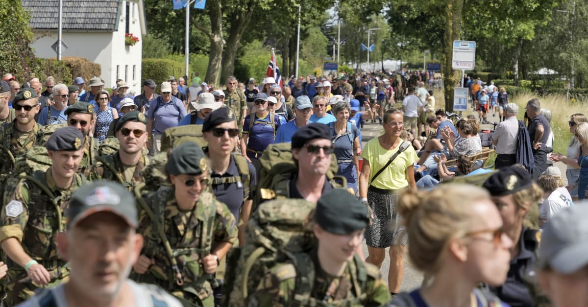 Israëlische en Amerikaanse vlaggen gestolen langs route Vierdaagse in ...