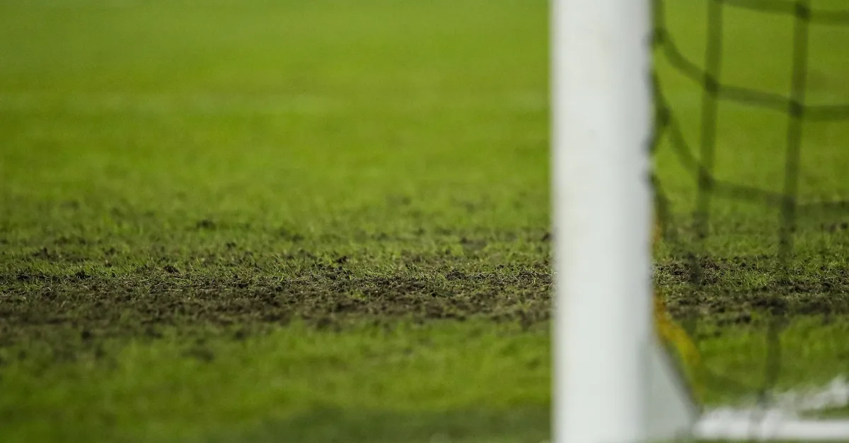 Vuurwerkincident legt duel Cambuur tegen Vitesse definitief stil | Hart ...