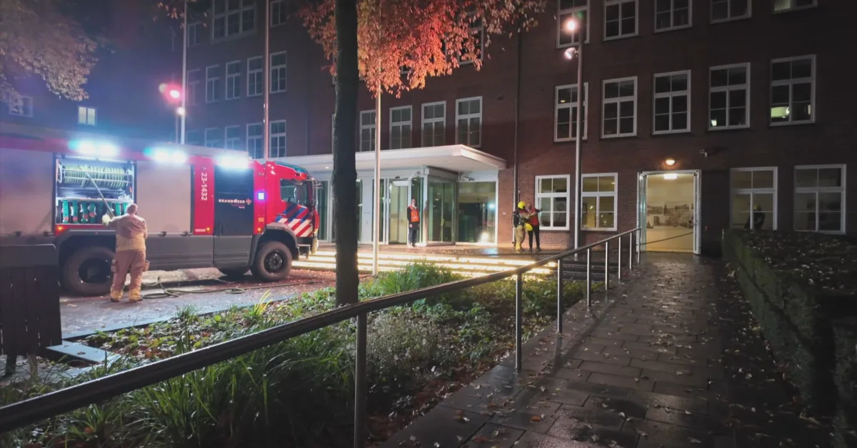 Brand in Venray legt stemmen tellen stil | Hart van Nederland