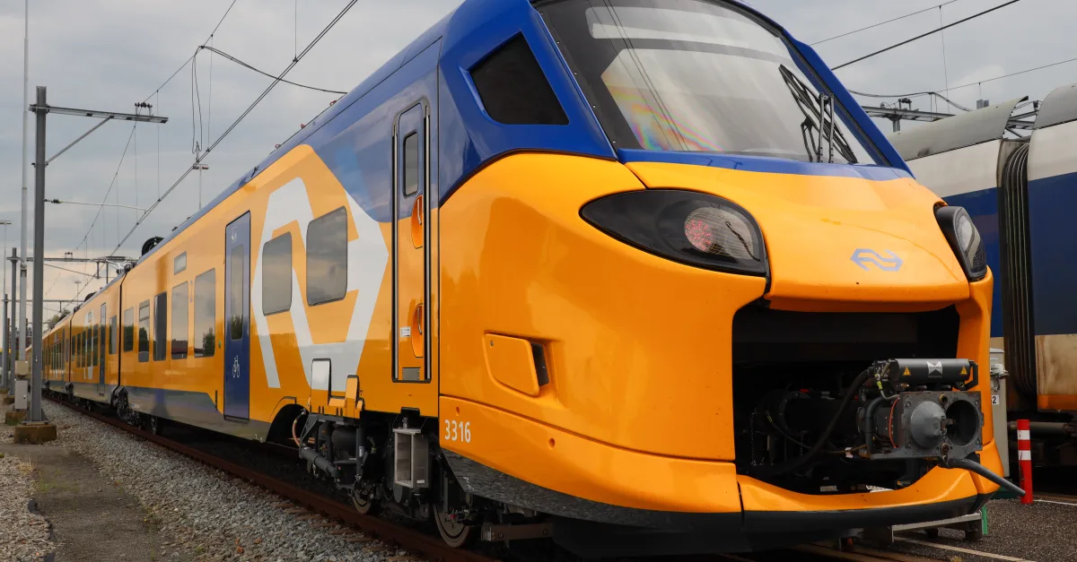 NS begint met nieuwe treindienst tussen Amsterdam en Brussel | Hart van ...