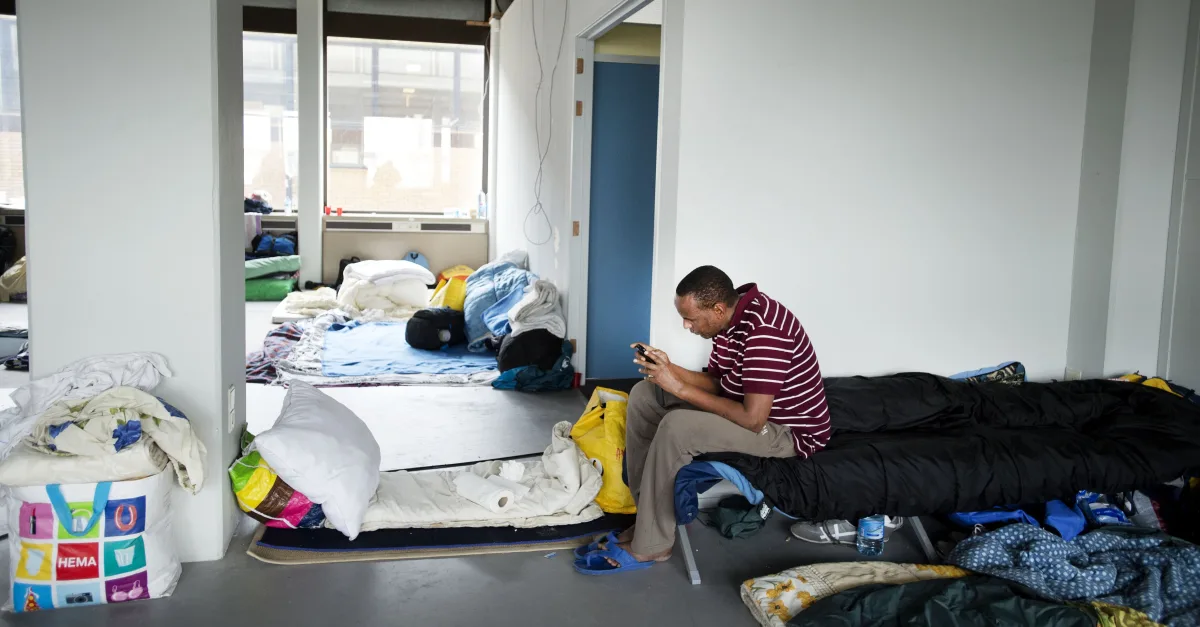 Rechtspraak adviseert kabinet strafbaar maken illegaliteit opnieuw te ...