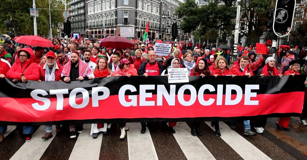Grote opkomst bij demonstratie Rode Lijn in Amsterdam