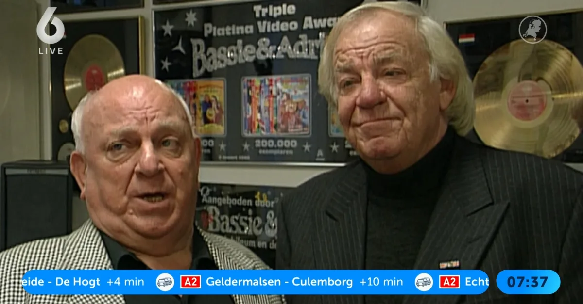 Bas en Aad van Toor krijgen munt om 50-jarige carrière te vieren