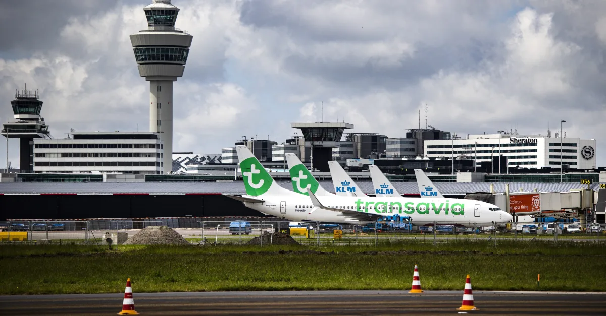 Duizenden reizigers gedupeerd door geschrapte Transavia-vluchten | Hart ...