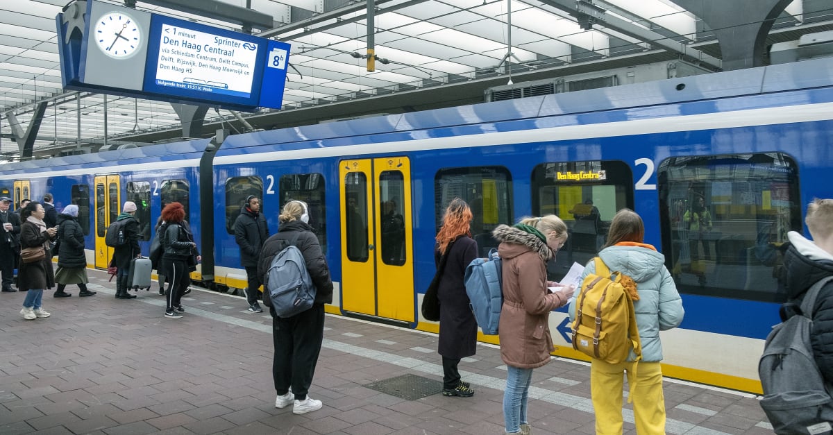 'Forse treinhinder' rond Rotterdam door storing bij ProRail | Hart van ...