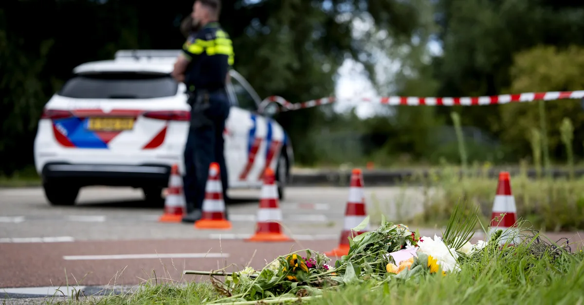 Driehoek geeft persconferentie over dood Lisa (17) uit Abcoude | Hart ...