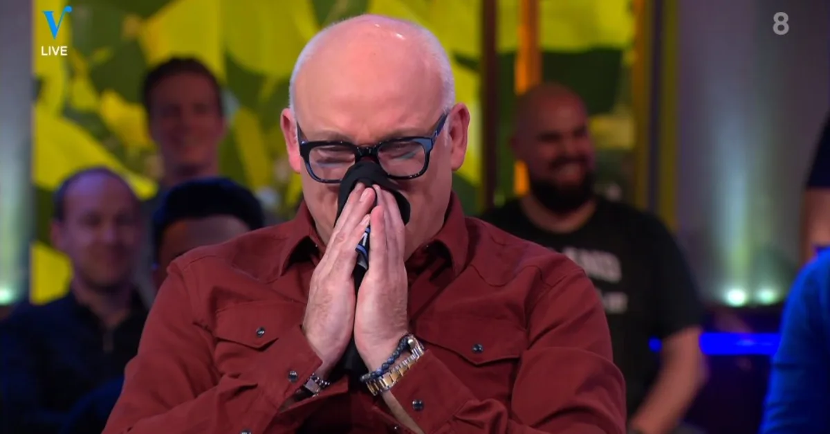Veronica Inside: René snuit neus in VI-boxer: 'Lekker man'
