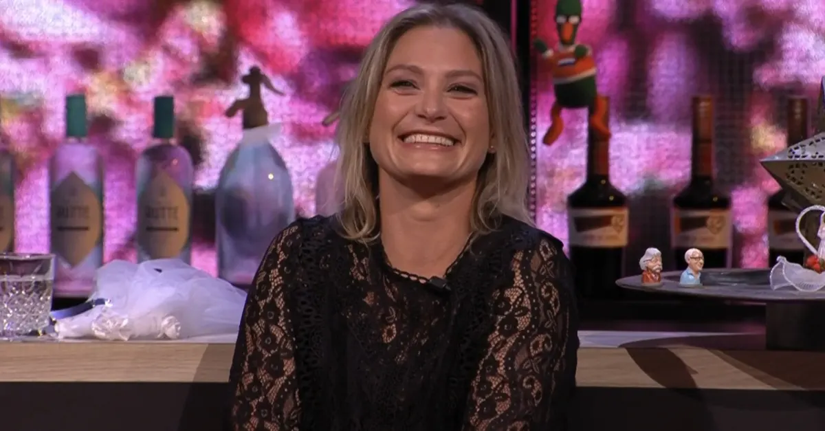 Vandaag Inside: Groot feest in de Vandaag Inside-studio: Roxane gaat trouwen!