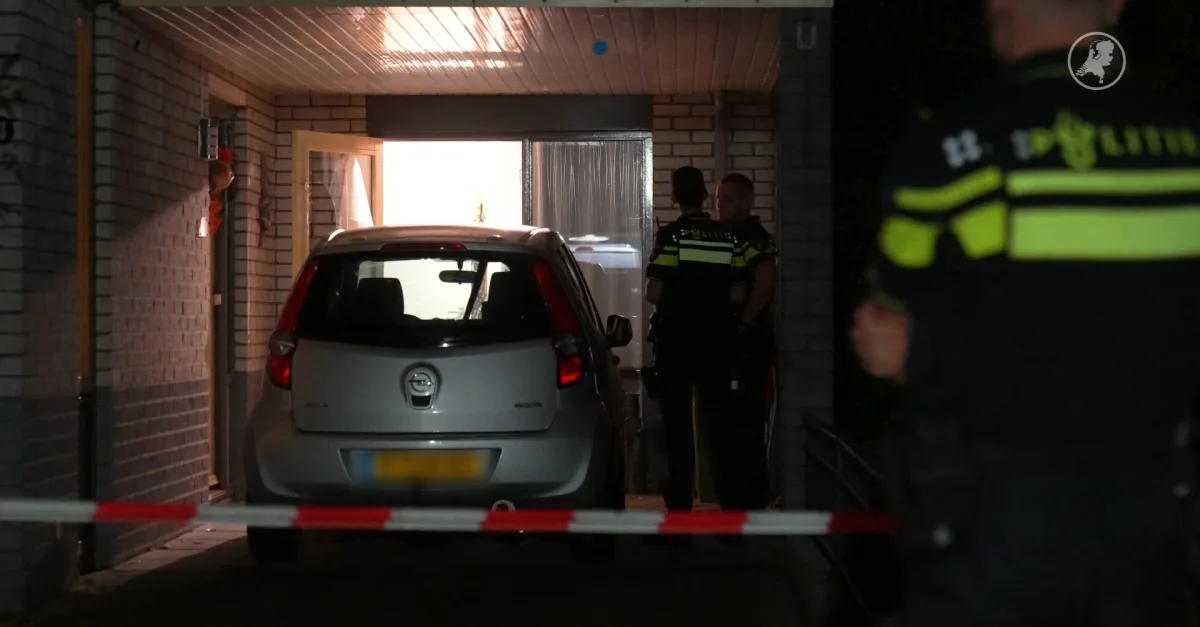 Hart van Nederland: Steekpartij in Geldrop: 83-jarige vrouw naar ziekenhuis