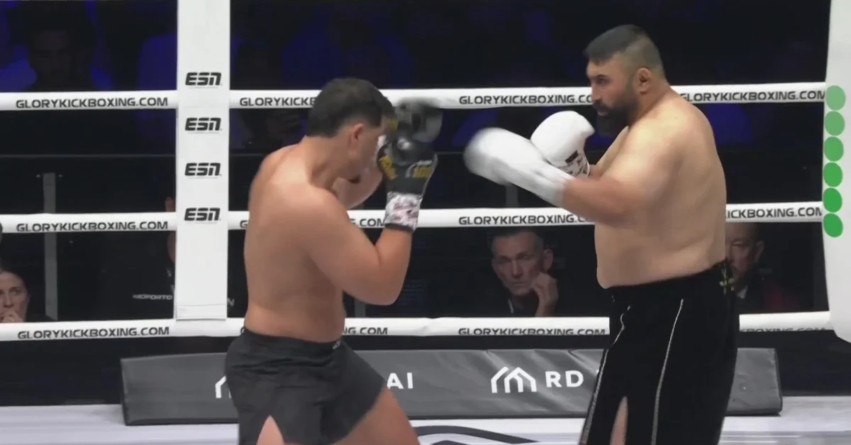 Glory Kickboxing: HIGHLIGHTS Iraj Azizpour vs. Anis Bouzid – GLORY 100
