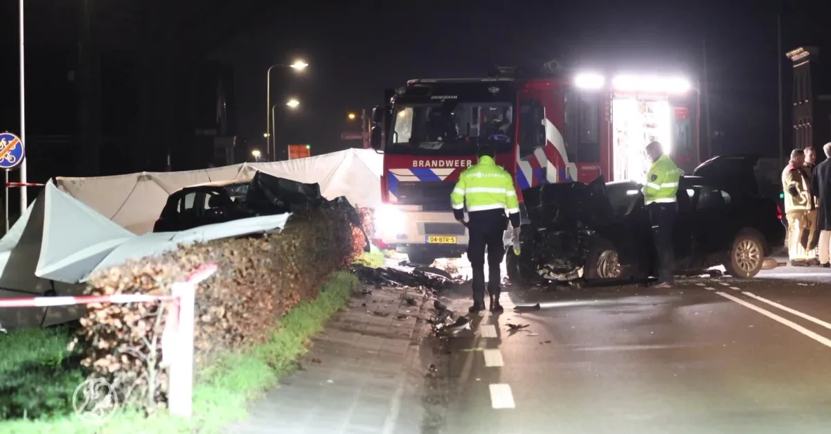 Hart van Nederland - Late Editie: Drie mensen omgekomen bij frontale ...
