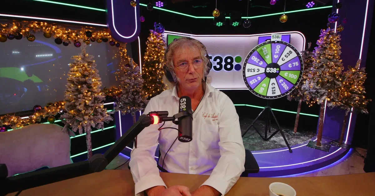 Radio 538: Arie vertelt mop over vieze lucht.
