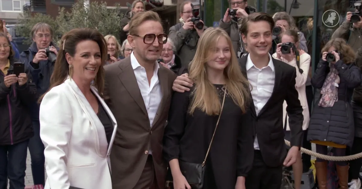 Hart van Nederland - Late Editie: Prins Bernhard en prinses Annette ...
